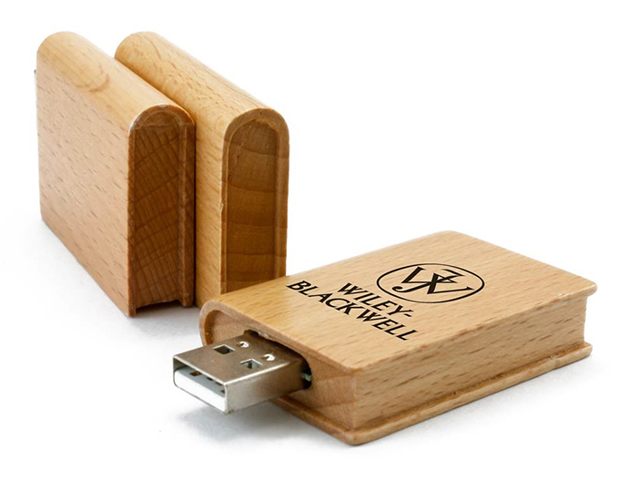 Hout boek vorm usb stick met logo. Vanaf 5 stuks bedrukken.